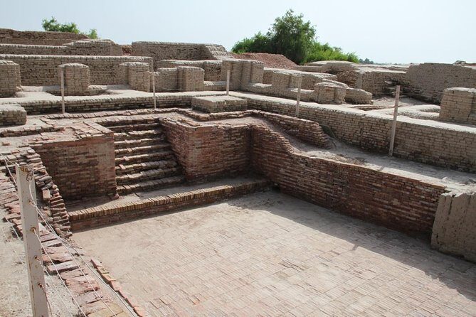 02 Nights & 03 Days Ahmedabad Tour with Excursion to Lothal & Uthellya - The Practicalities: What’s Included and What’s Not