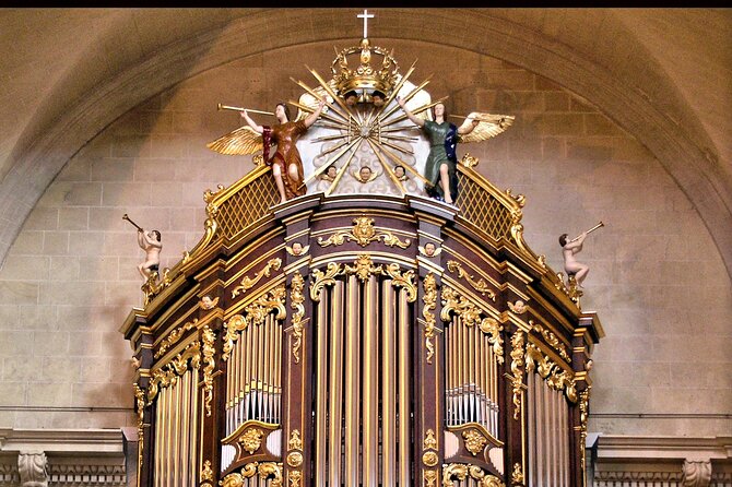 1.5 hour private tour of the Basilica of Santa Maria - Who Should Consider This Tour?