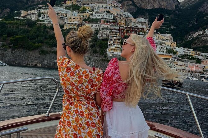1.5-Hour Shared Sunset Cruise From Positano With Drinks & Snacks - Communication and Refund Policies