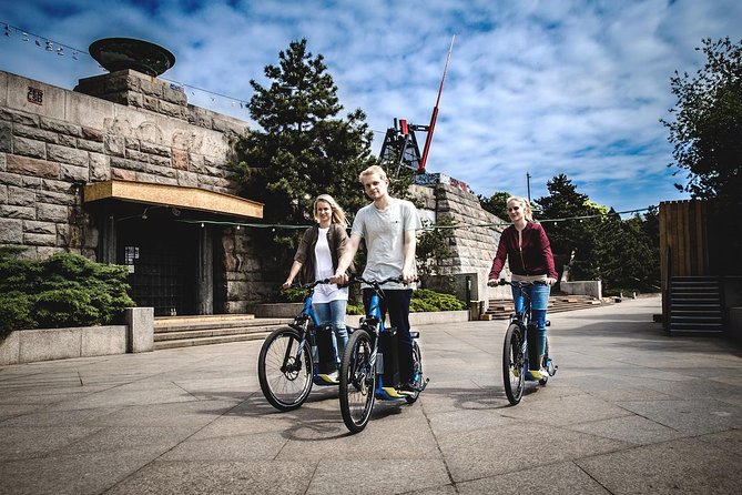 1.5h E-Scooter Prague Small Group Tour With Best Panorama Views - Safety and Precautions