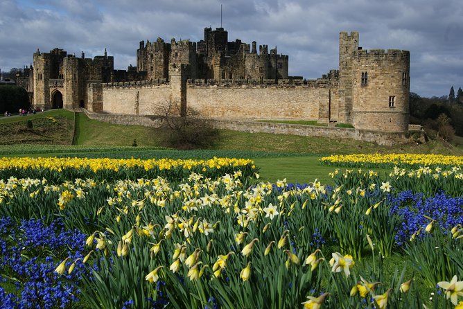 1 Day Alnwick Castle, Holy Island & Scottish Borders - Booking and Cancellation Policy