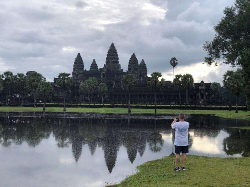 1-Day Angkor Wat Private Tour with Spanish Tour Guide. - FAQ