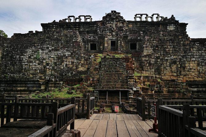 1-Day Angor Wat Small Circuit Tour with Sunset - An Overview of the Tour Experience