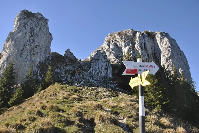 1 Day CARPATHIAN PEAKS & CHALETS Hike - Itinerary and Logistics