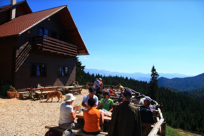 1 Day CARPATHIAN PEAKS & CHALETS Hike - Whats Included