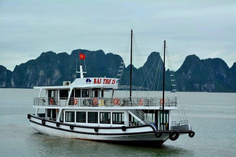 1-Day Ha Long Bay Cruise - Titop Island with kayaking - Who is This Tour Best For?