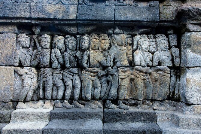 1 day in Yogyakarta: Borobudur & Prambanan with guide - FAQ