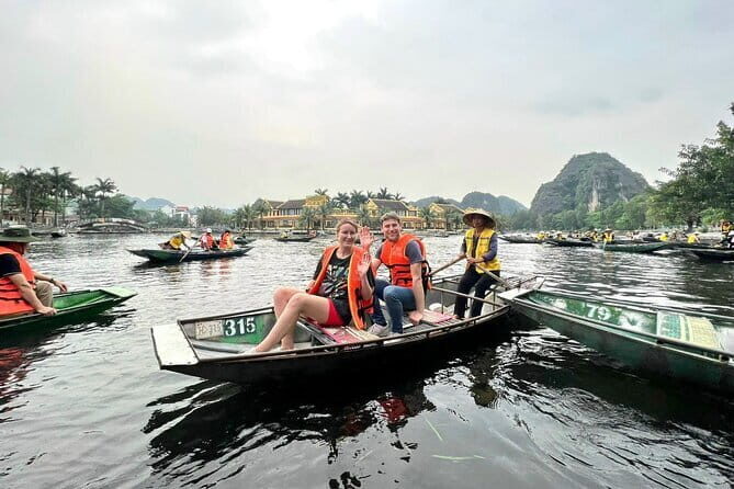 1 Day Luxury Ninh Binh Day Tour Hoa Lu Tam Coc and Mua Cave - Why This Tour Is a Good Deal