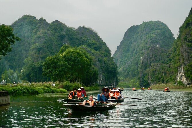 1 Day Luxury Ninh Binh Day Tour Hoa Lu Tam Coc via Boat & Bike - FAQ