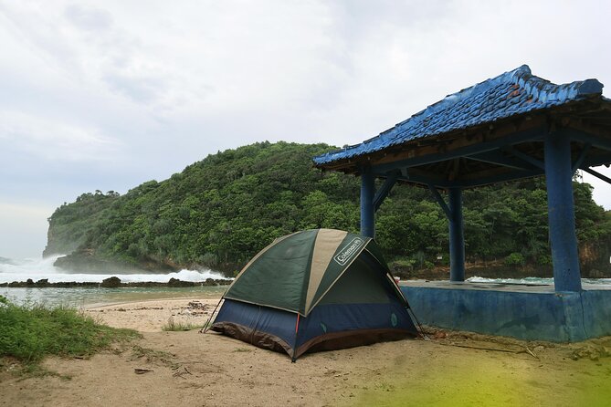 1 Day - Malang Beaches and Island Hopping // 06:30 - 17:30 - Small Group and Practical Details