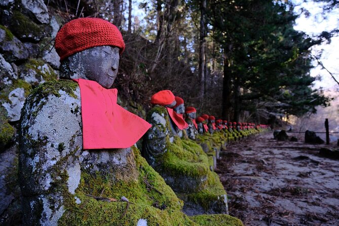 1 Day Nikko Walking Tour, Toshogu and Kanmangafuchi From Tokyo - Exploring the Kanmangafuchi Abyss