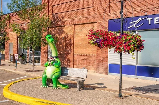 1 Day of Dinosaurs and Hoodoos From Calgary to the Drumheller - The Sum Up