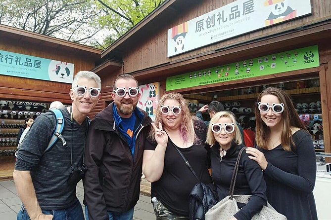 1-Day Panda Breeding Center plus Chengdu City Tour - Authentic Chengdu Cuisine and Local Parks
