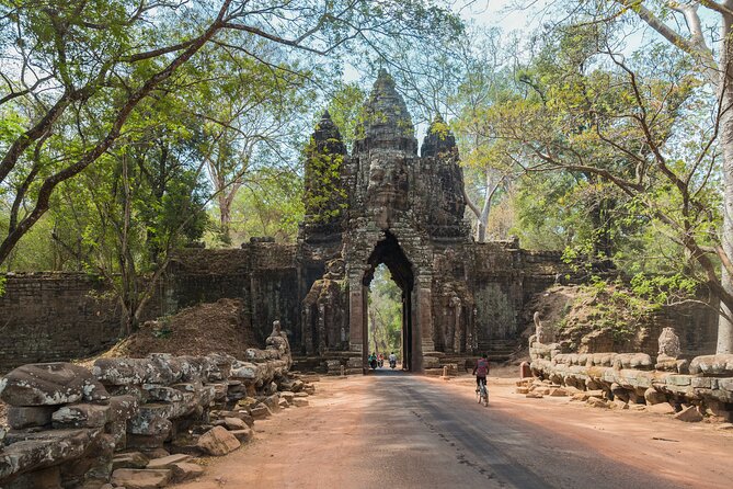 1-Day private Angkor Temple Tour by Tuk Tuk from Siem Reap - What Reviewers Say