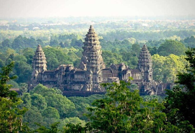 1 Day Private of Angkor Wat Tour with Tuk Tuk - Authentic Experiences and Traveler Tips