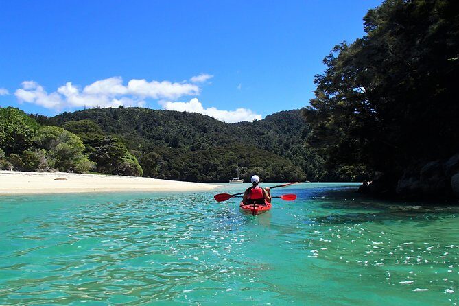1 Day Sea Kayak Rental - Key Points