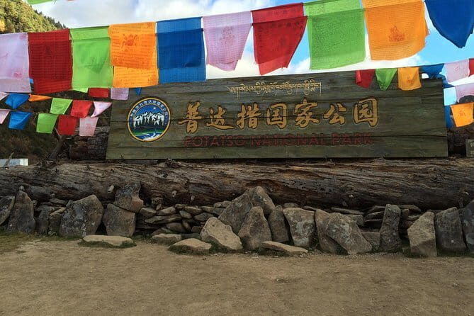 1-Day Shangri-La Private Tour: Potatso National Park and Baiji Temple - Introduction