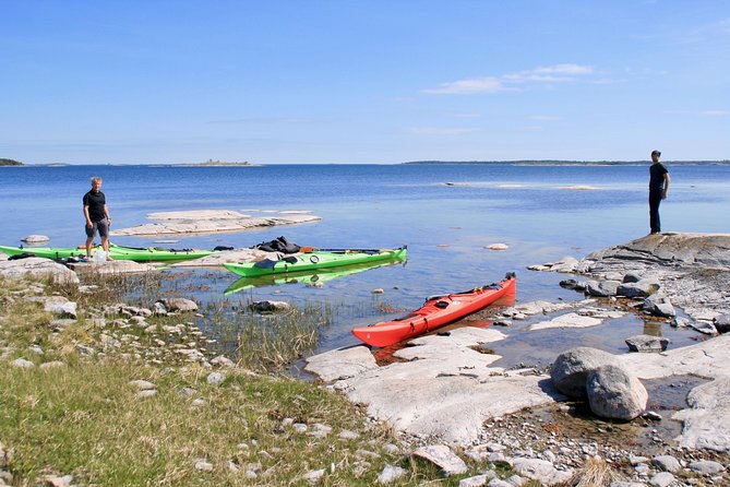 1-Day Small-Group Stockholm Archipelago Kayak Tour - The Food and Atmosphere: Authentic and Comfortable