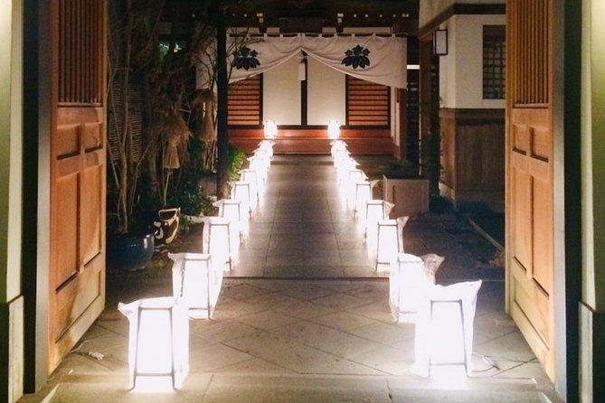 1-Day Snow Monkeys & Zenko-ji Tomyo Lantern Festival Tour - Exploring Snow Monkey Park