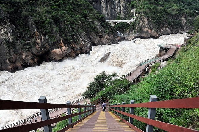 1 Day Tiger Teaping Gorge Private Tour from Lijiang or Shangri-La - The Tour Overview: What to Expect