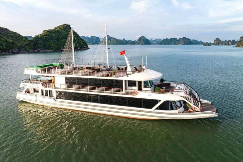 1-Day Tour Explore Unesco-recognized Ha Long Bay on Cruise - Exploring Sung Sot Cave: The Jewel of the Bay