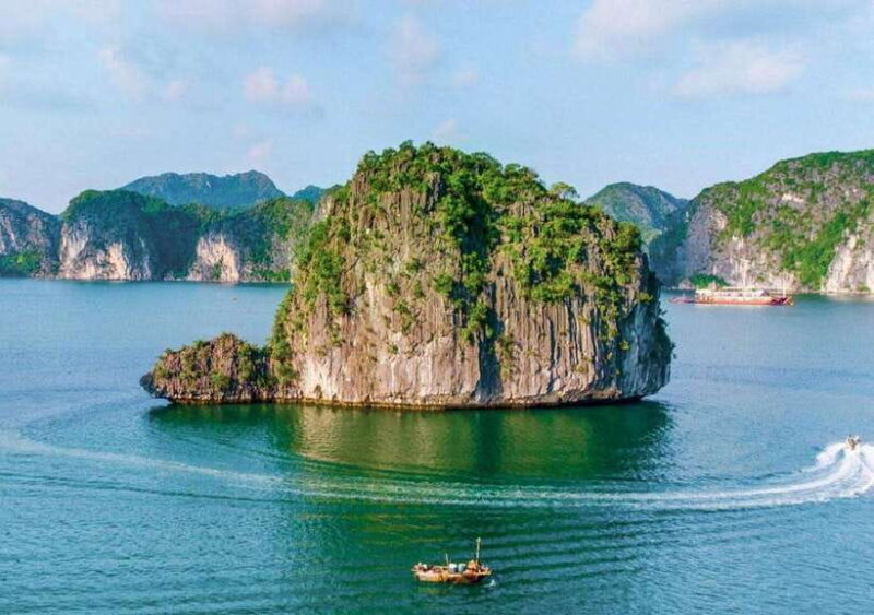 1-Day Uncover the Beauty of Lan Ha Bay, Cat Ba Archipelago - Who’s this tour best for?