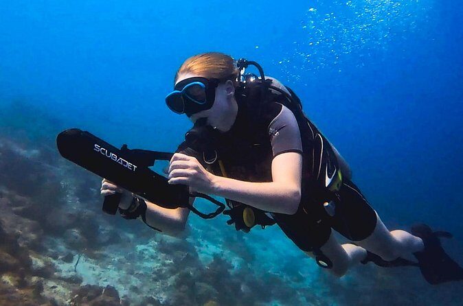 1 DPV dive at Director's Bay in Curacao - Who Should Consider This Tour