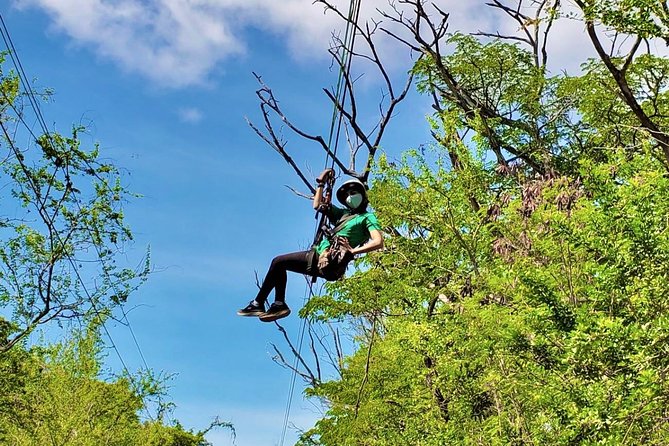 1-Hour 3 Zipline Tour at Coral Crater - The Experience and the Views