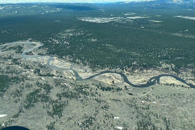 1 Hour Aerial Tour Over the Western Boundary of Yellowstone - FAQ Section