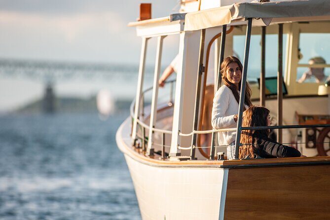 1 Hour Afternoon Tour of Newport Harbor and Narragansett Bay - Exploring the Details of the Tour