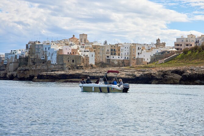1 Hour and a Half Panoramic Tour of Polignano a Mare by Boat - The Sum Up