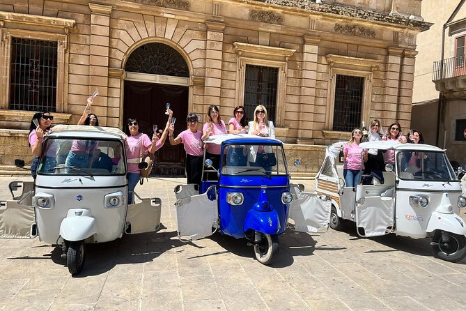 1 hour Calessino/Tuk tuk Tour to Syracuse or Ortigia Island - A Fun, Authentic Way to Explore Syracuse and Ortigia Island