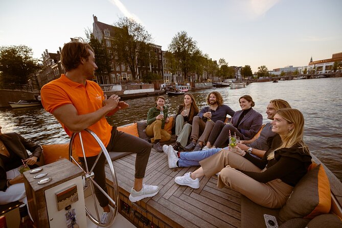 1-Hour Canal Cruise in the Evening - Practical Tips for Participants