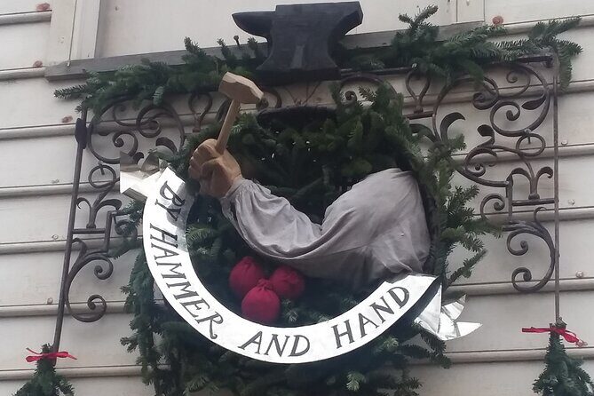 1 Hour Christmastide Walking Tour in Virginia Past and Present - An Authentic Holiday Walk Through Williamsburg’s Past and Present