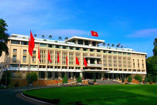 1-hour cyclo trip combined Vietnamese family meal - Exploring Ho Chi Minh City on a Cyclo: What to Expect