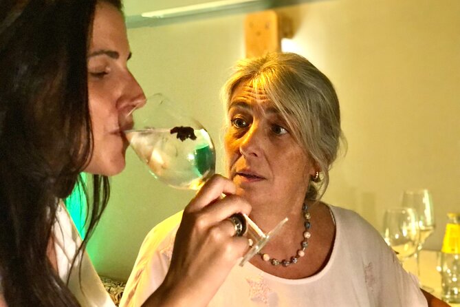 1-Hour Gin Tonics Guided Workshop with special view in Madrid - The Value of the Experience