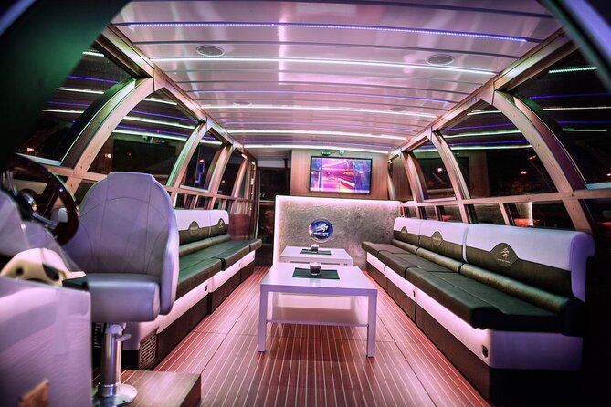 1-Hour Krakow Sightseeing Cruise Catamaran on the Vistula River - Customer Ratings and Feedback