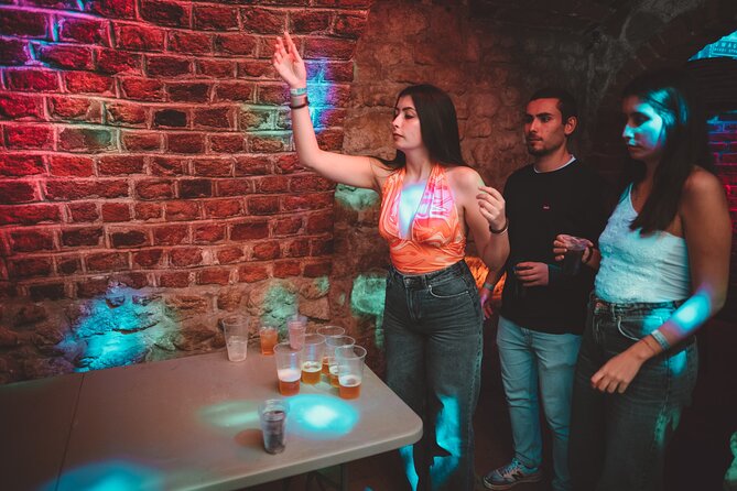 1 Hour of Open Bar With Krakow Animals Crawl + VIP Entry to Best Clubs - Meeting Details