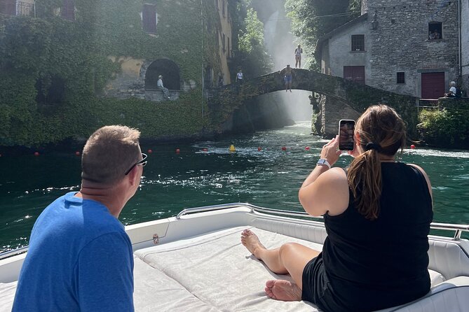 1 hour on a private boat on Lake Como with captain - Key Points