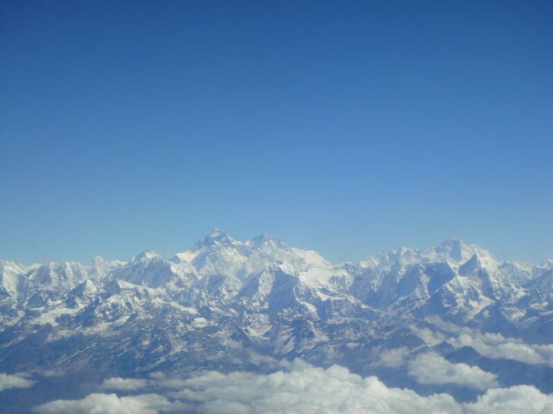 1 hour Panoramic Flight Around Mt. Everest - The Return and the Keepsake