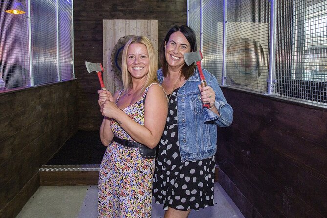 1 Hour Private  Axe Throwing Experience in Eastbourne - What to Expect During the Activity