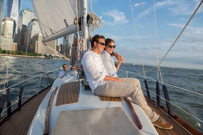 1 Hour Private Charter in New York Harbor for up to 6 people - Practicalities and What to Expect
