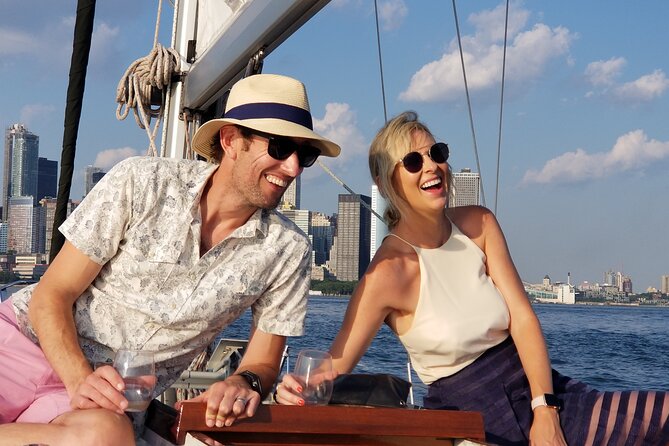 1 Hour Private Charter in New York Harbor for up to 6 people - FAQs