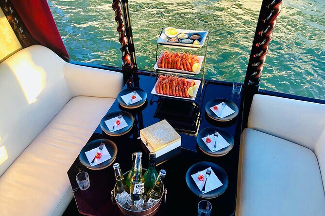 1 Hour Private Romantic Gondola Cruises in Banksia Beach - The Sum Up