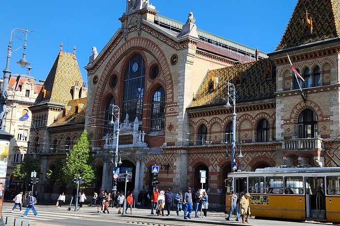 1 Hour Sightseeing Cruise in Budapest - Departure Point and Route