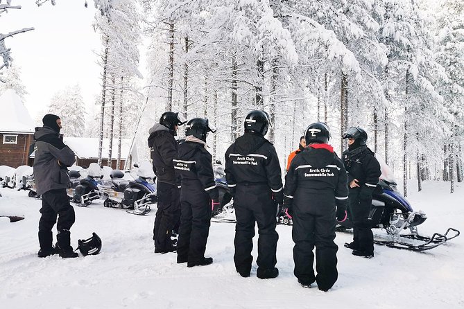 1-Hour Snowmobile Safari Experience - Tour Details