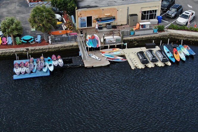 1 Hour Stand Up Paddle Board Lesson for Beginners with 1 on 1 Instructor Guide - Discover the Joy of Stand-Up Paddleboarding in Fort Lauderdale