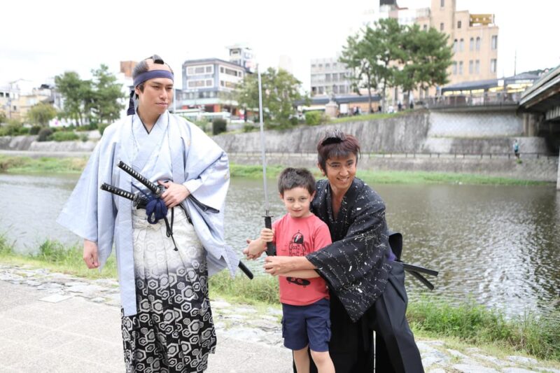 1 Hour Travel With a Samurai Photoshoot in Kyoto - Samurai Interaction