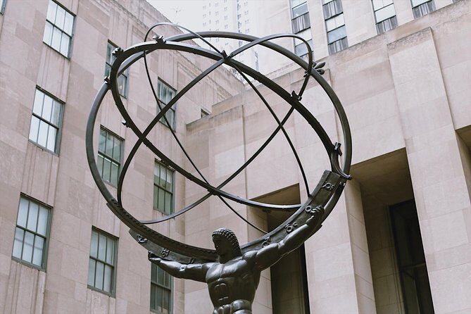 #1 Midtown Manhattan | 100% Satisfaction Guaranteed! | 12ppl Max - A Closer Look at the Midtown Manhattan Guided Tour