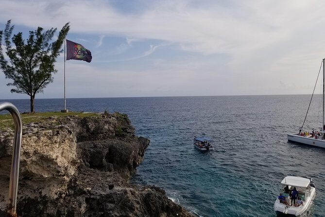 1. Negril Private Airport transfer to/from Hotels & Accommodations - Overview of the Transfer Service